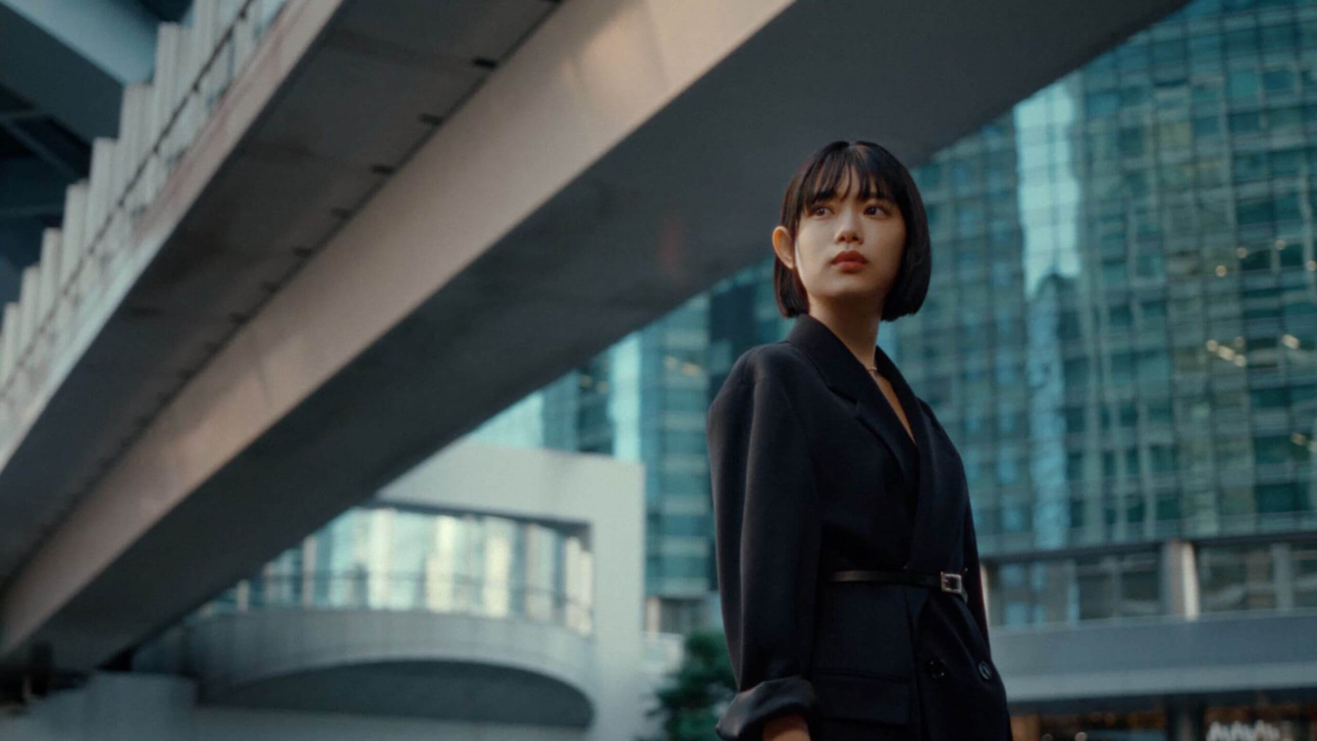 日経電子版 杉咲花「もう若手じゃない」篇 - Work - TYO