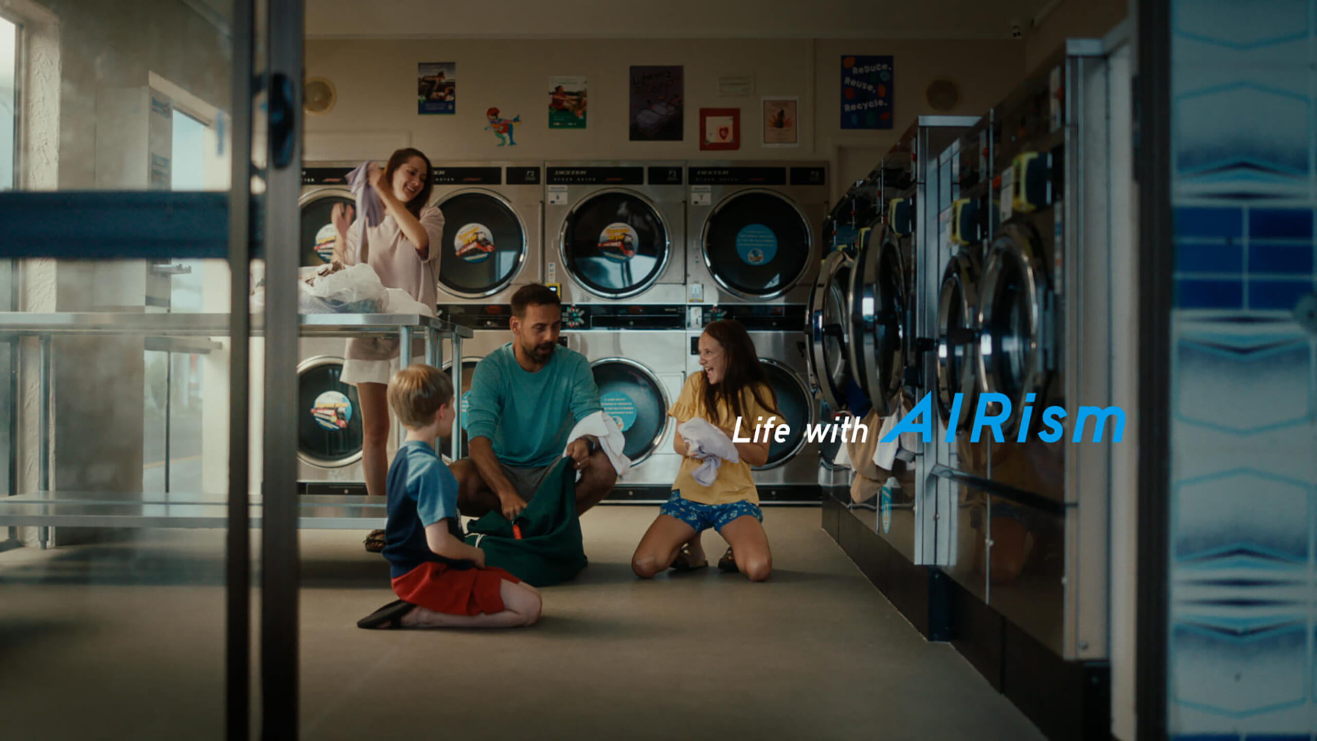 Life with AIRism エアリズムファミリー編 - Work - TYO