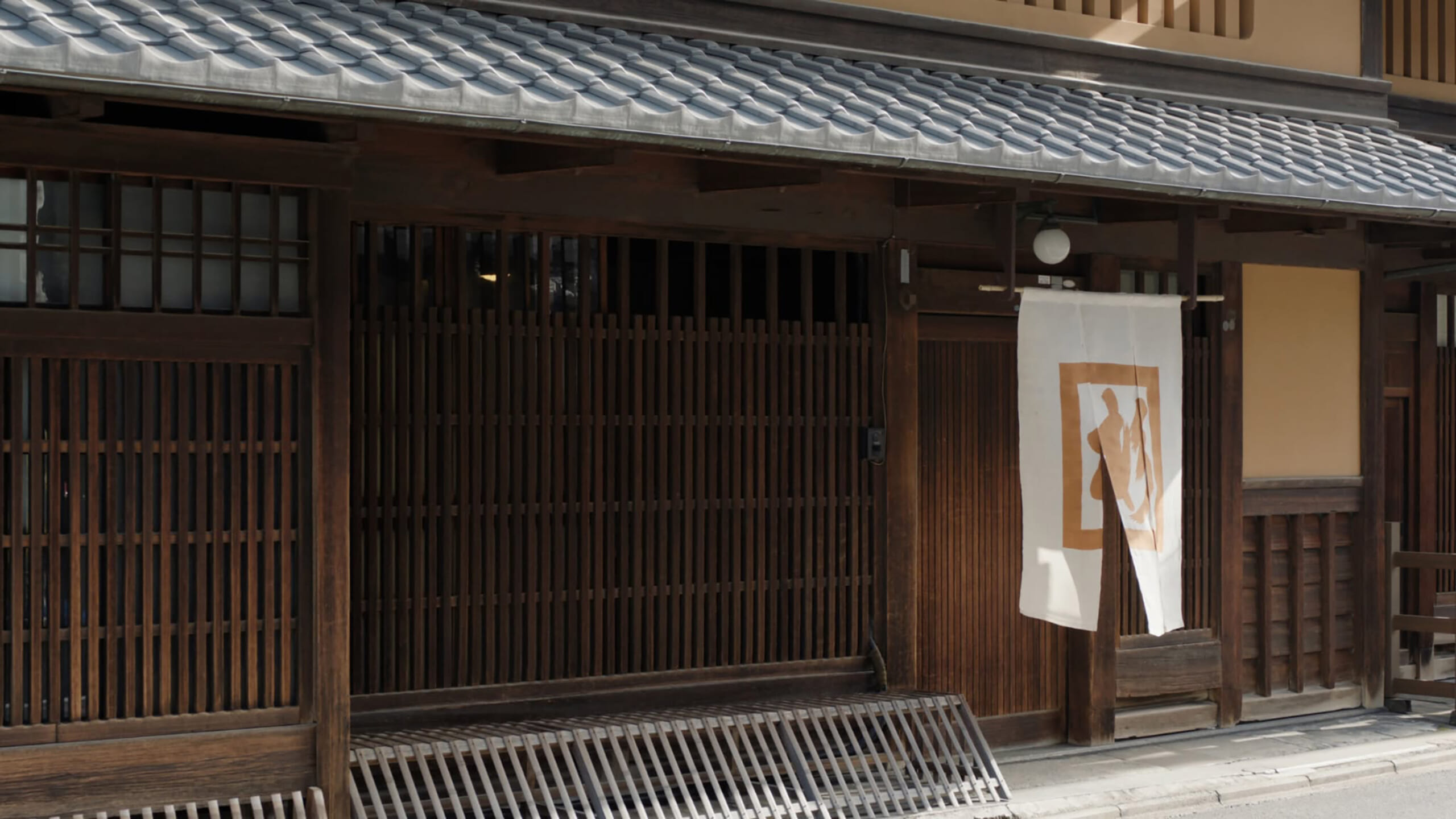 JR東海 そうだ 京都、行こう。 25初夏「しつらえ と 新緑」篇 - Work - TYO